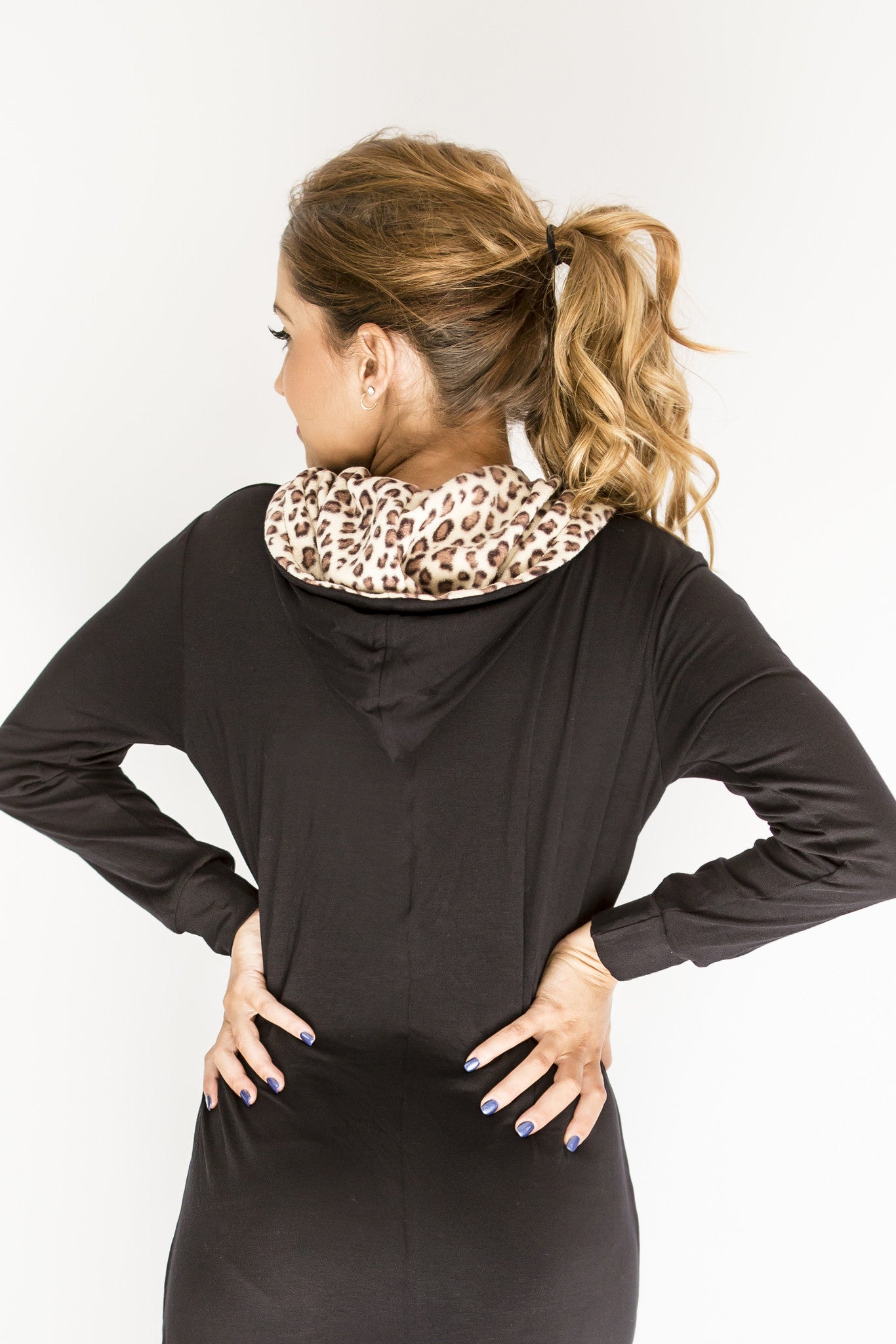 THE TANSIE® Spray Tanning Onesie – Spray Tan Wear